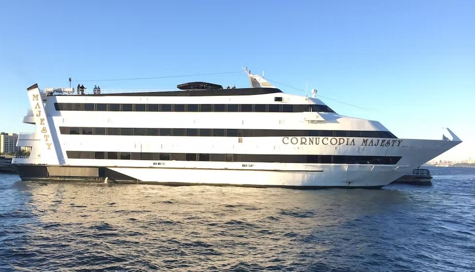 New York City: 4th of July Family Fireworks Party Cruise - Key Points