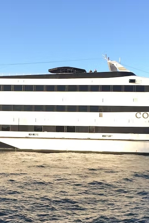 New York City: 4th of July Family Fireworks Party Cruise - FAQs