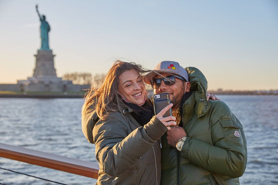 New York City: Champagne and Cheese Pairing Cruise - The Iconic Views of Lower Manhattan
