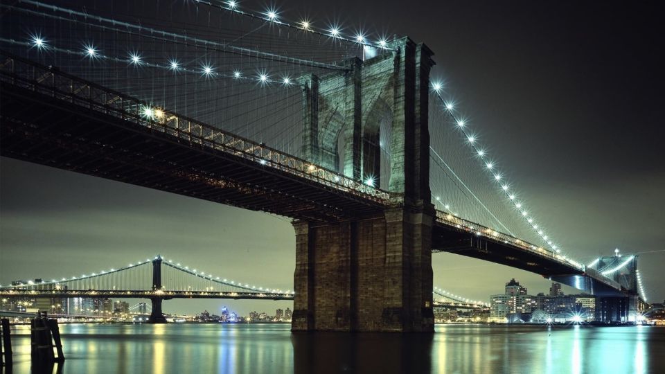 New York City: Dyker Heights Christmas Lights Tour - Value and Practical Tips