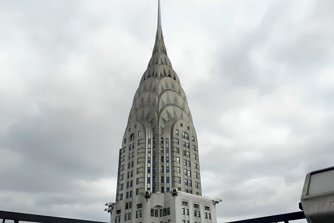 New York City Half Day Walking Tour with a Guide - A Closer Look at the Tour Experience