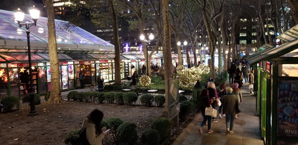 New York City: Holiday Lights Extravaganza Walking Tour - Practical Details & Tips