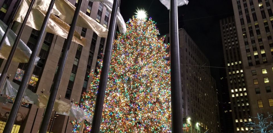 New York City: Holiday Lights Extravaganza Walking Tour - FAQs