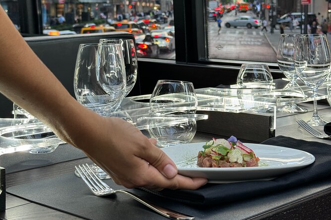 New York City Luxury 4-course Lunch Bus Tour - An Introduction to the Tour