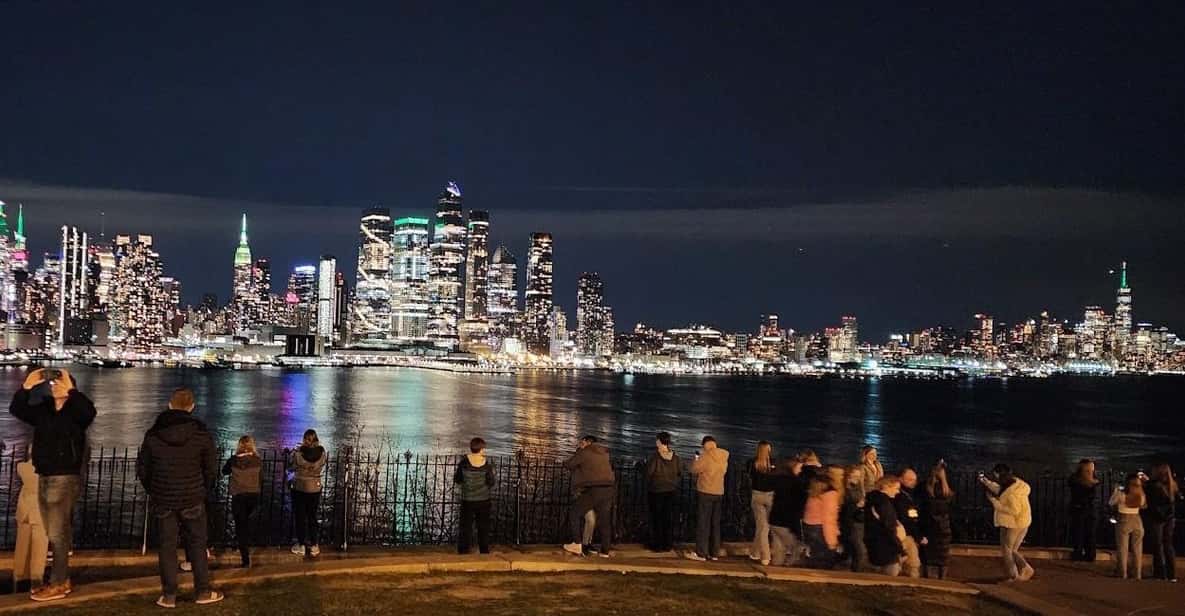 New York City Night Views - A panoramic hop-on-hop-off tour - An In-Depth Look at the Night Tour Experience