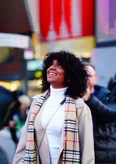 New York City: Private Photoshoot in Amazing Times Square - An In-Depth Look at the Experience