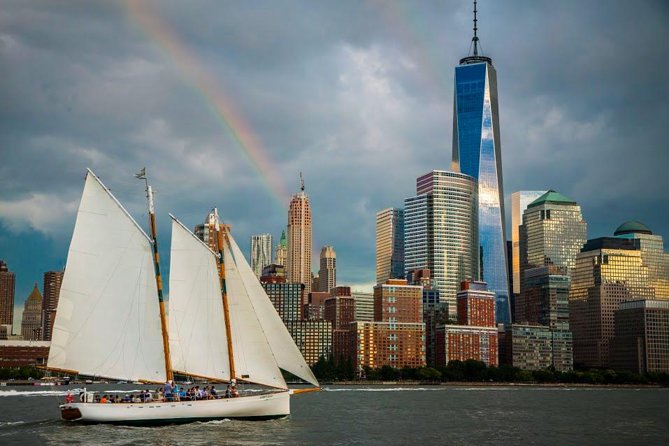 New York City Sailboat Day Cruise to the Statue of Liberty - The Highlights in Detail