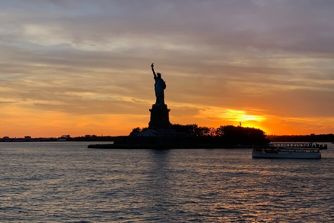 New York City Skyline Sunset and Night Cruise - A Detailed Look at the Experience