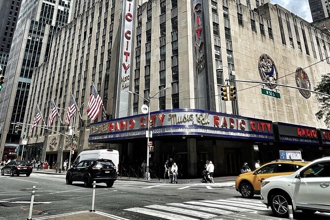 New York City Superheroes Tour Marvel and DC Comics Origins - The Marvel and DC Filming Locations