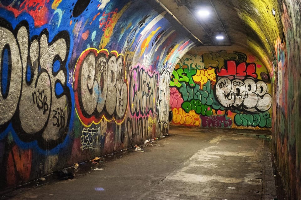 New York City: The Tunnel Photo Tour - Art, Shadows, and Dramatic Lighting