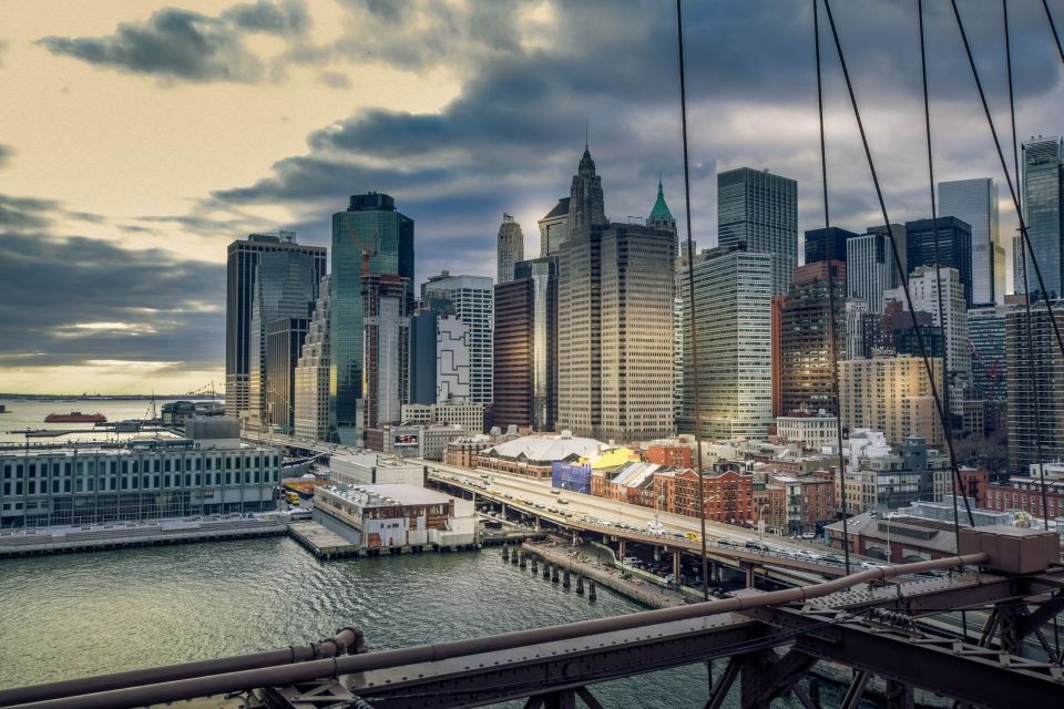 New York City: Via private SUV/VAN Highlights Tour. 13 max - Why Choose This Tour?