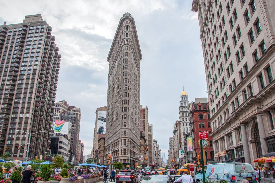 New York City: Via private SUV/VAN Highlights Tour. 13 max - What to Expect in Terms of Logistics