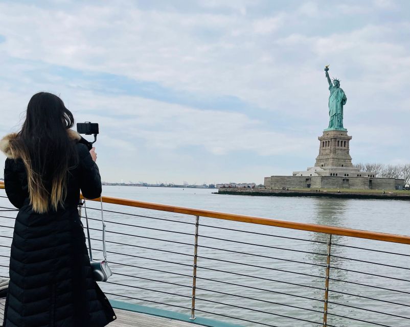 New York City: Weekend Holiday Brunch Cruise - Who Will Love This Experience?