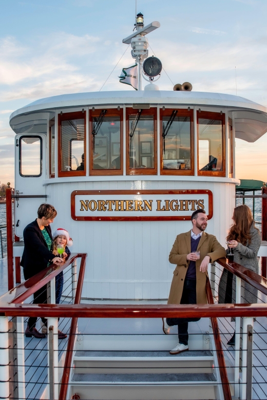 New York City: Weekend Holiday Brunch Cruise - The Sum Up
