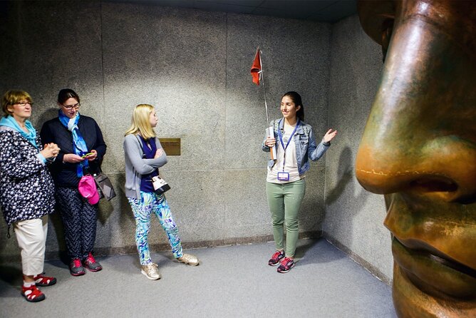 New York Ellis Island Hard Hat Tour with Audio Guide - FAQs