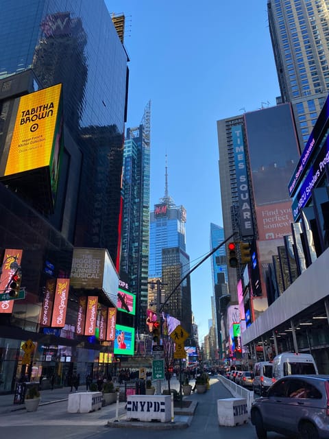 New York Guided Tour of Iconic Landmarks & Hidden Gems - Why This Tour Works Well