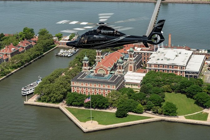 New York Helicopter Tour: Manhattan, Brooklyn and Staten Island - What Makes This Helicopter Tour Stand Out?