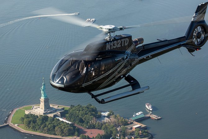 New York Helicopter Tour: Manhattan, Brooklyn and Staten Island - The Flight Experience in Detail