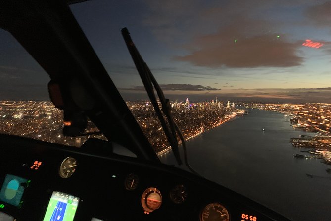 New York Helicopter Tour: New York City Skyline Tour - The Experience in Detail