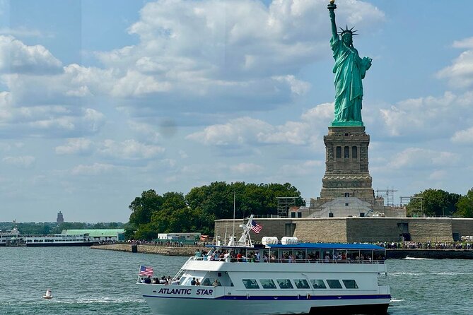 New York Hop On Hop Off Bus Tour with Cityscape Cruise - Transportation and Group Size