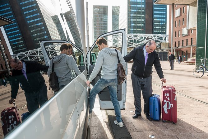 New York LaGuardia Airport (LGA) Departure Transfer - What Travelers Might Find Useful
