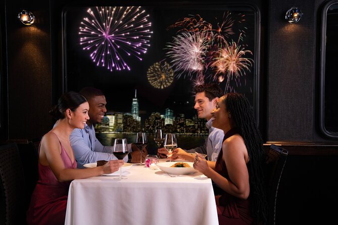 New York Pier 15 New Year's Eve Buffet Dinner Cruise - How the Itinerary Unfolds