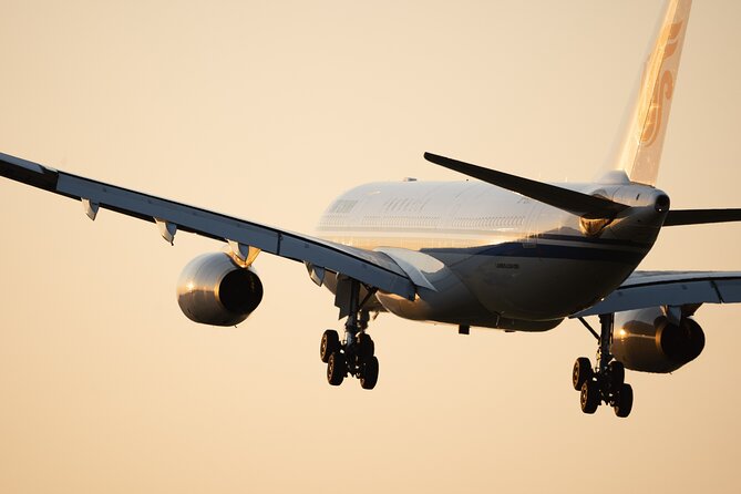 New York Private Transfer & Guided Tour: Up to 10 pax for 6 Hours - Exploring the New York Private Transfer & Guided Tour: Up to 10 Pax for 6 Hours