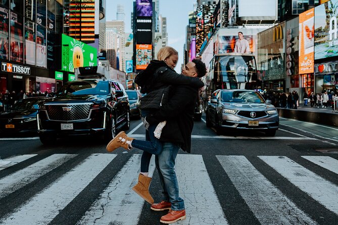 New York: Times Square Professional Photoshoot - What Makes This Tour Stand Out?