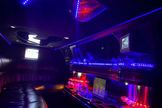 Newark (EWR) Airport Stretch Limo Service To NYC - FAQs
