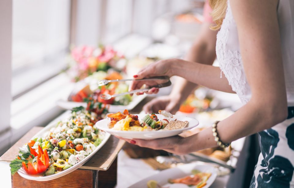 Newport Beach: Champagne and Brunch Buffet City Cruise - A Few Considerations