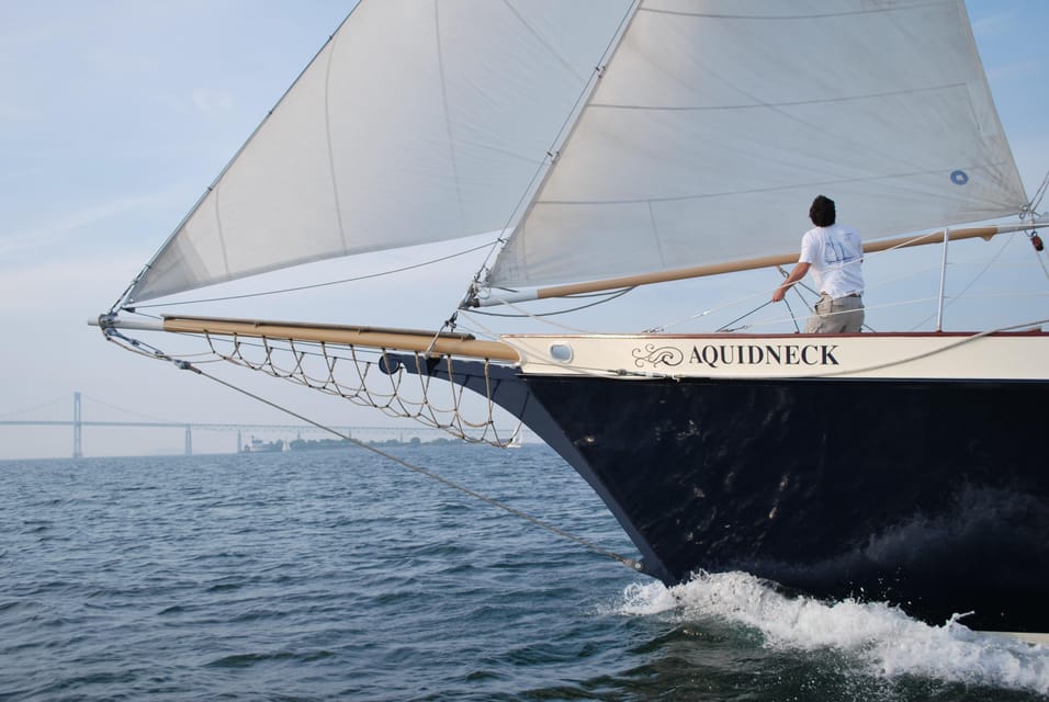 Newport: Day Sail on Narragansett Bay aboard Aquidneck - An In-Depth Look at the Newport Day Sail