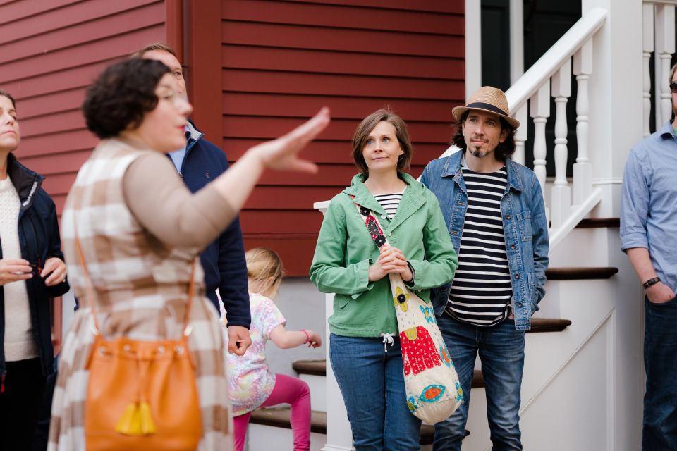 Newport: Golden to Gilded Age Guided Walking Tour - An In-Depth Look at the Tour Experience