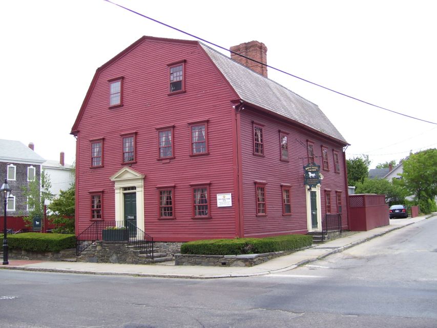 Newport: Historic District Ghosts Guided Walking Tour - Who Will Love This Tour?