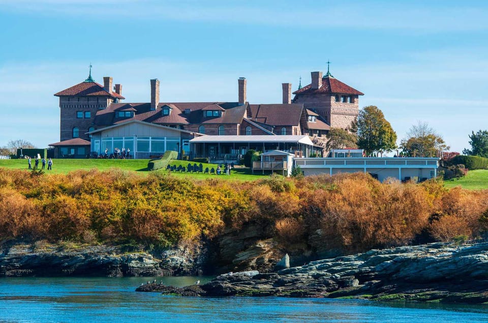 Newport, RI: Evening Cocktail Cruise of Narragansett Bay - FAQ