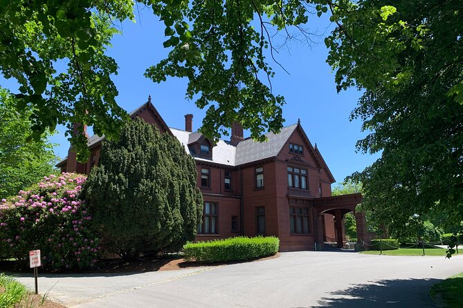 Newport's Opulent Gilded Age Homes: A Self-Guided Audio Tour - Practical Tips for Making the Most of Your Tour