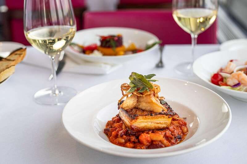 Niagara Falls, Canada: Dining Experience at The Watermark - A comprehensive look at the Watermark dining experience
