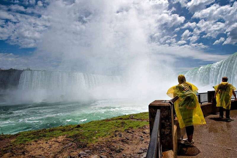 Niagara Falls, Canada: Sightseeing Tour with Boat Ride - Who Will Enjoy This Tour?