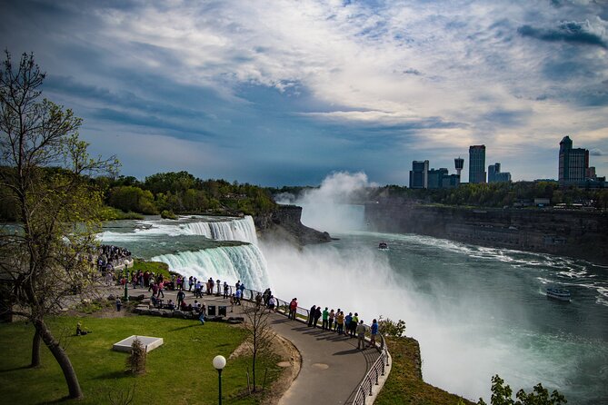 Niagara Falls Day Trip by Air from New York City - FAQ