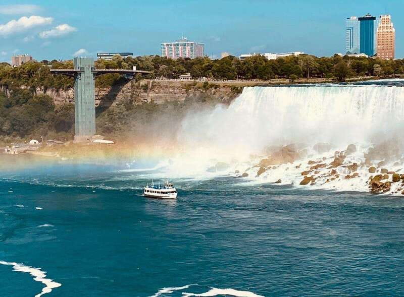 Niagara Falls: Luxury Private Tour with Winery stop - The Sum Up