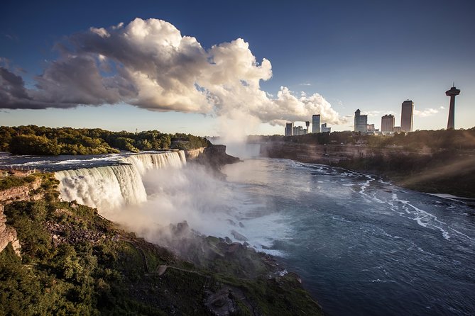 Niagara Falls, Toronto and 1000 Islands, 3 Day Tour from NYC - An Introduction to This 3-Day Adventure