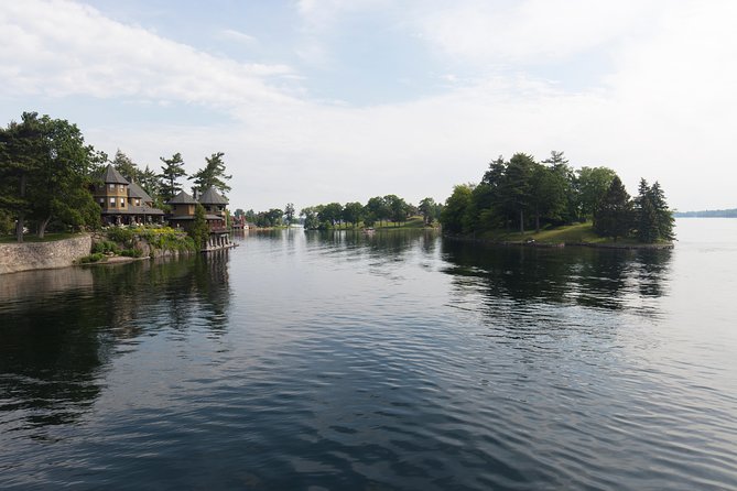 Niagara Falls, Toronto and 1000 Islands, 3 Day Tour from NYC - FAQ