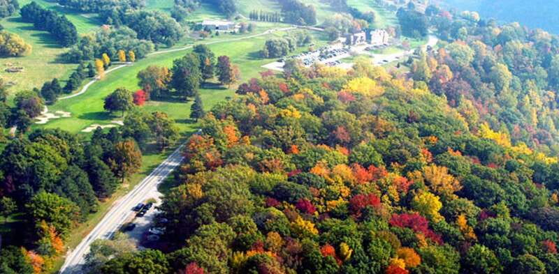 Niagara Falls Tour from Toronto With Niagara Skywheel - Scenic drives and iconic landmarks  