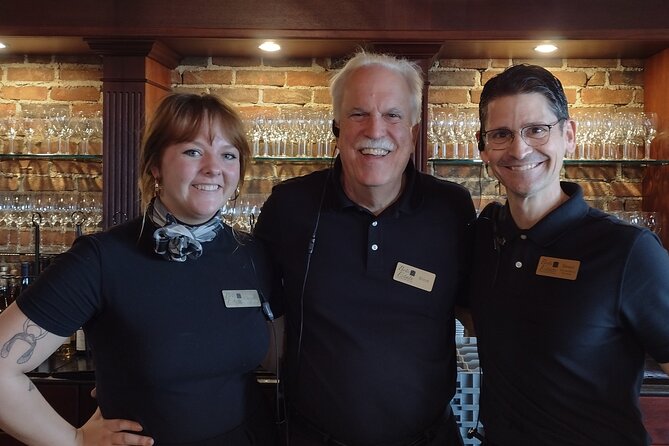 NON BUS Traverse City Wine Old Mission Peninsula Wine Tour - Who Will Love This Tour?