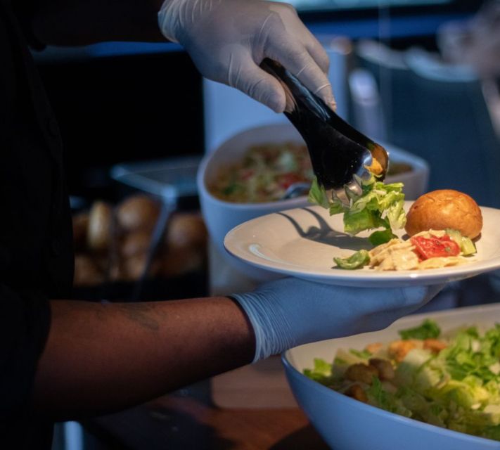 Norfolk: City Cruises Buffet Dinner Cruise - The Experience: Pros and Cons