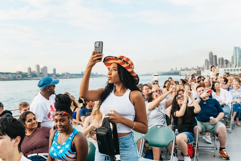 NYC: 4th of July Fireworks Party Cruise with Buffet & Drinks - FAQ  