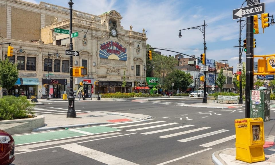 NYC: Bronx Subway and Walking Tour with Bronx Little Italy - An In-Depth Look at the Experience