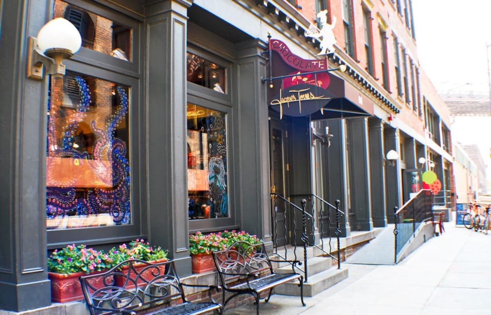 NYC: Brooklyn & DUMBO Bus and Walking Tour with Local Guide - FAQs