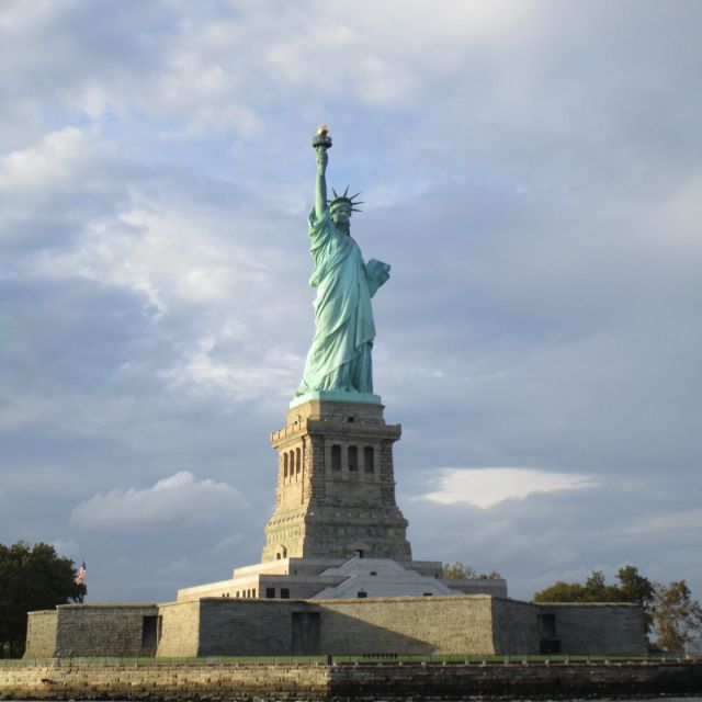 NYC: Brooklyn Sightseeing Sailboat Cruise - The Experience Reviews—What Others Say