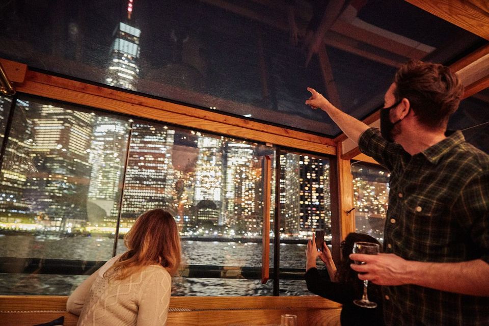 NYC: City Lights Yacht Cruise with Drink Included - What to Expect from the NYC City Lights Yacht Cruise