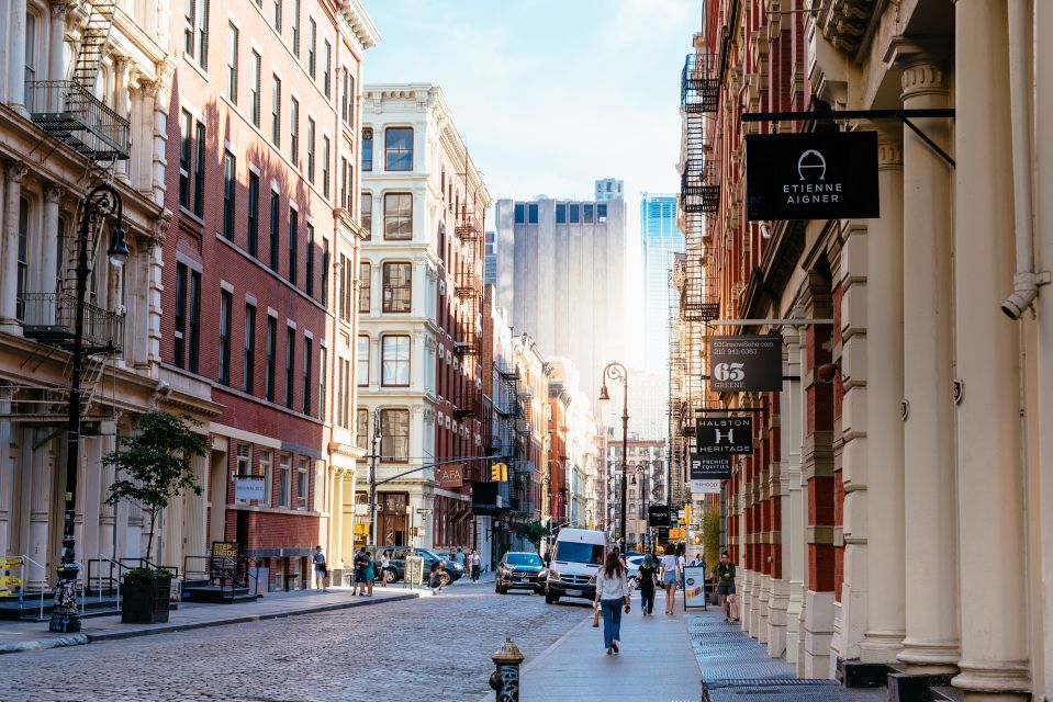 NYC: Custom Highlights & Hidden Gems Tour with a Local - Exploring the Personalization and Local Touch
